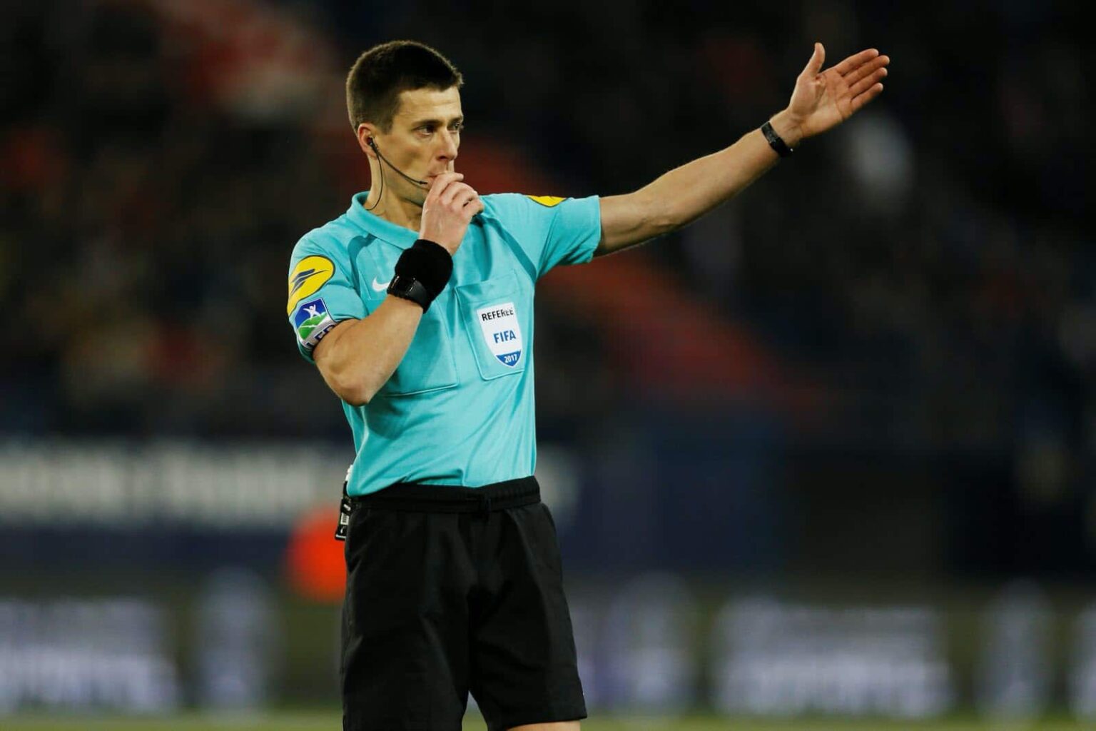 L’arbitrage, un rôle clé dans les matchs de football
